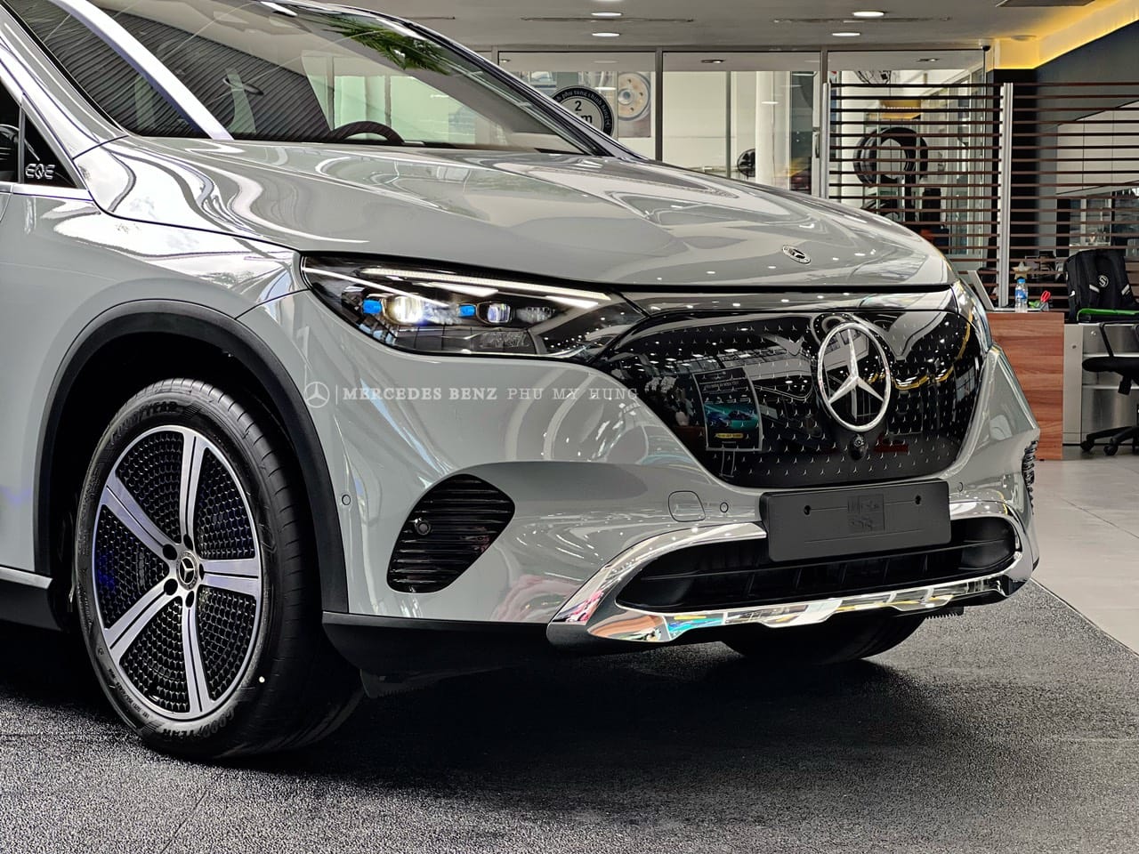 Mercedes EQE 500 SUV - Mẫu Xe điện 5 Chỗ Hạng Sang Mercedes