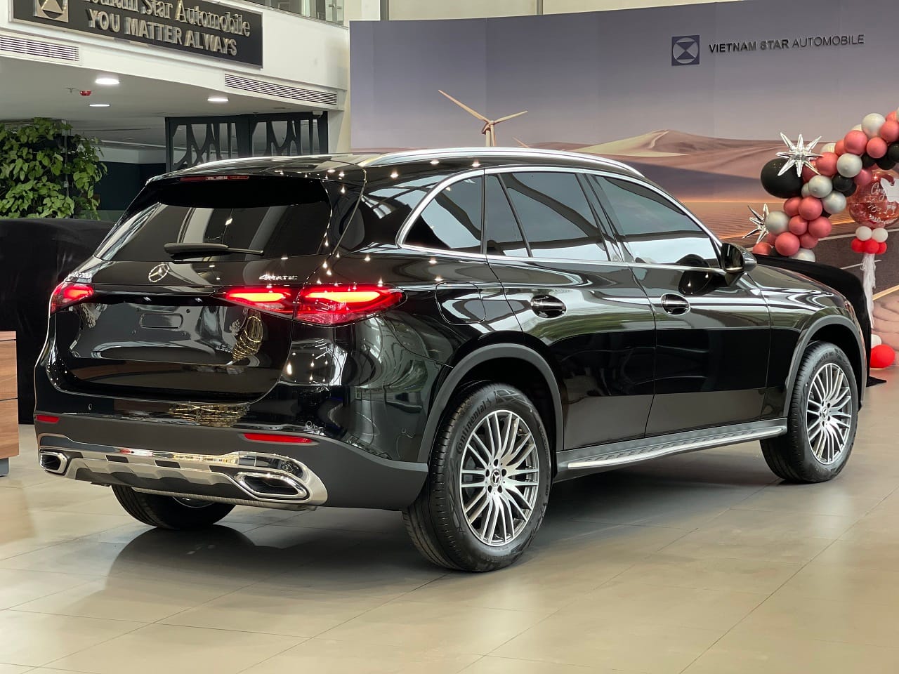 Mercedes GLC 200 4Matic Giá Xe Khuyến Mãi Tháng 01/2024