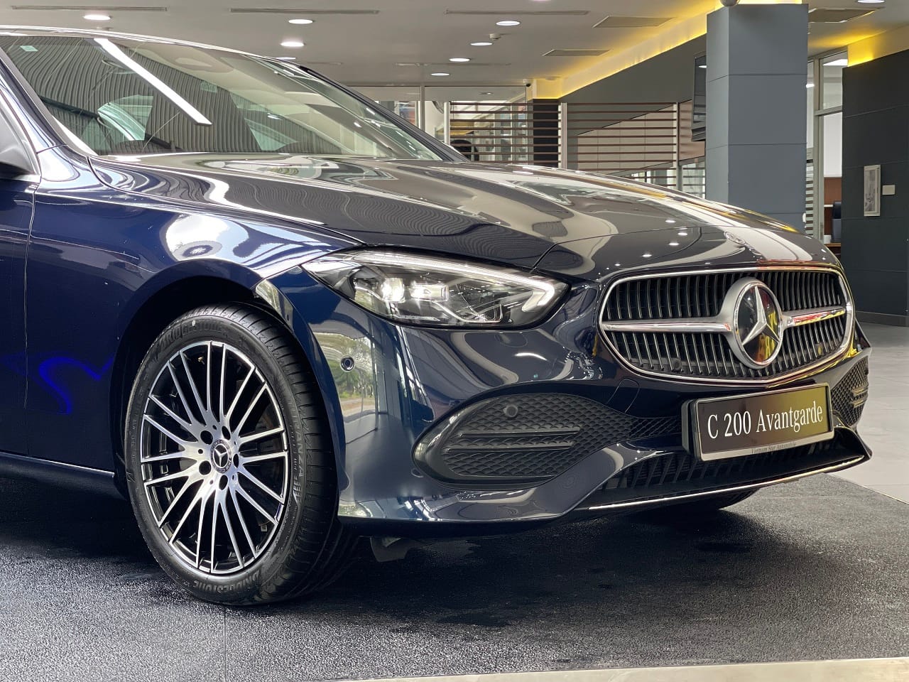 Mercedes C200 Avantgarde Plus Màu Xanh Giao Ngay Giá Tốt
