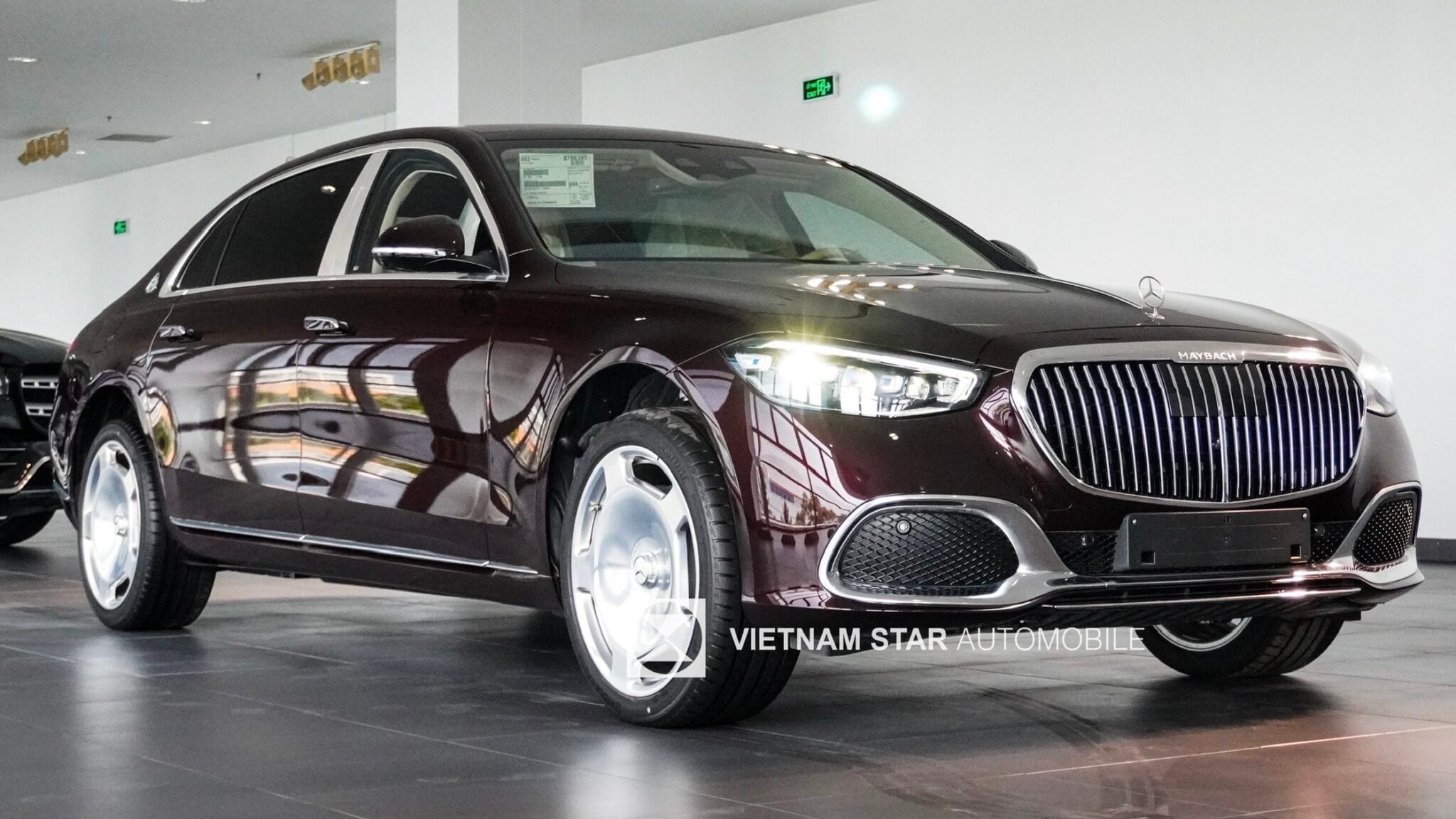 Maybach S450 Màu Đỏ Ruby | S450 Maybach Giá Lăn Bánh 2024
