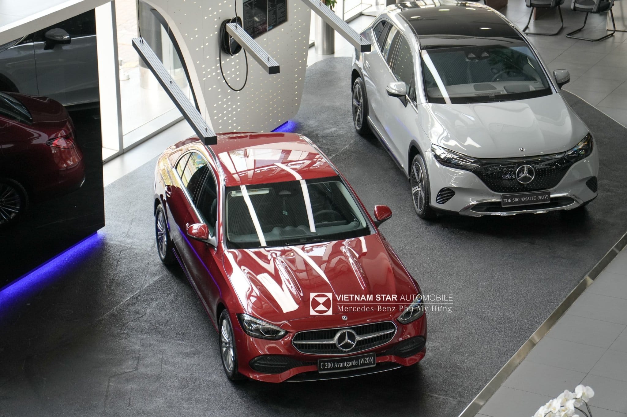 Xe Mercedes 7 chỗ : Cập nhật giá xe Mercedes 7 chỗ năm 2024