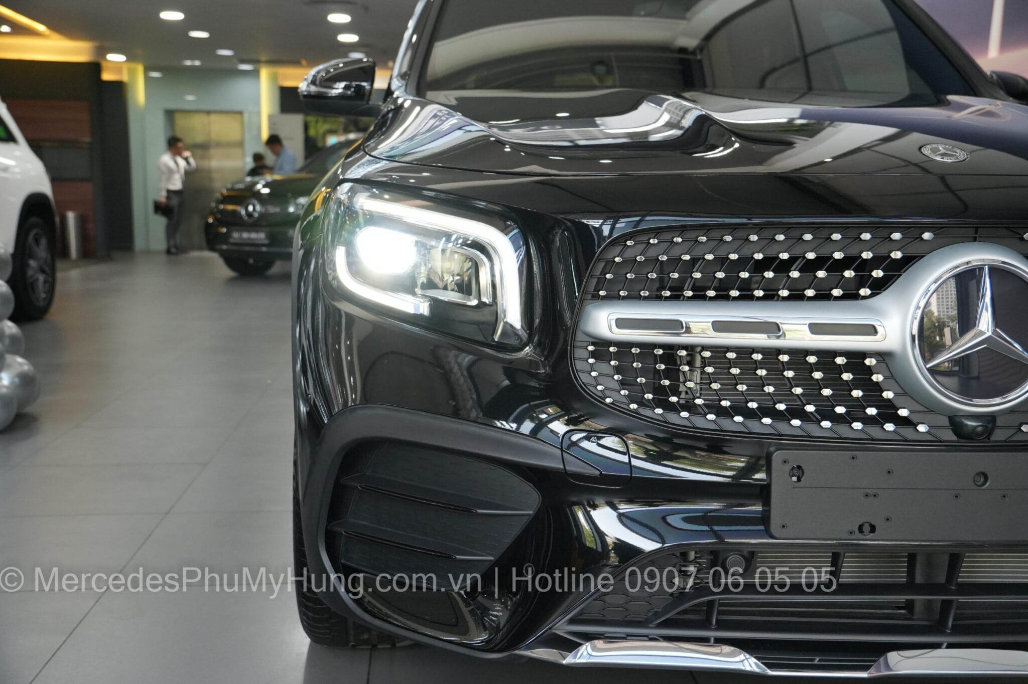 Mec GLB 200 Màu Đen Giá 1 Tỷ 659 Cho Dòng Xe Mercedes 7 Chỗ