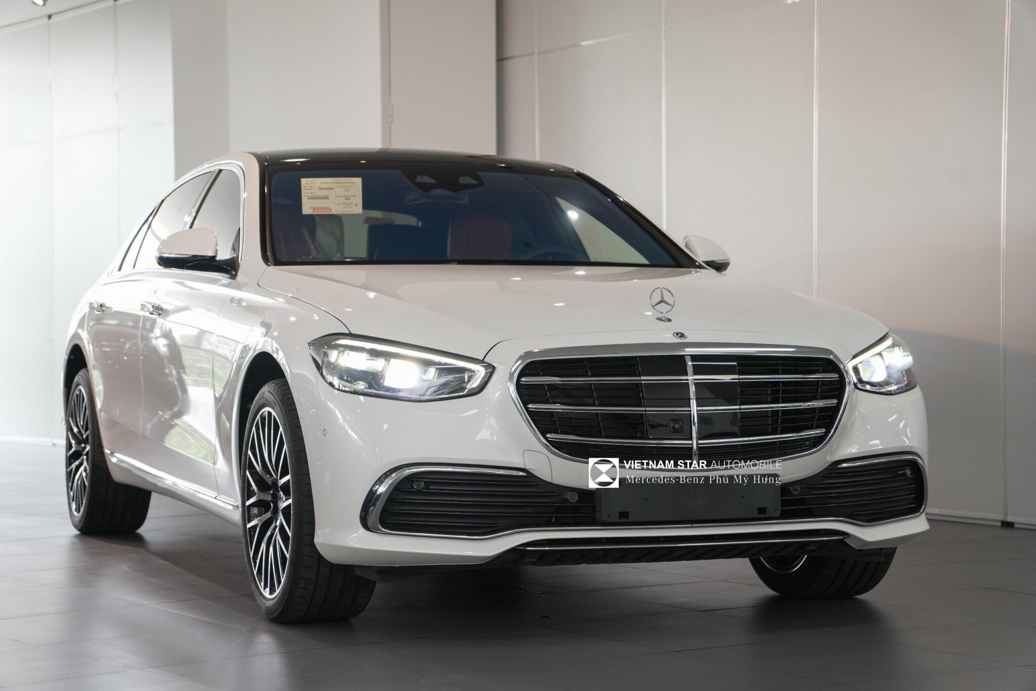 Mercedes-Benz S450 4Matic 2025 - Giá Lăn Bánh Và Khuyến Mãi