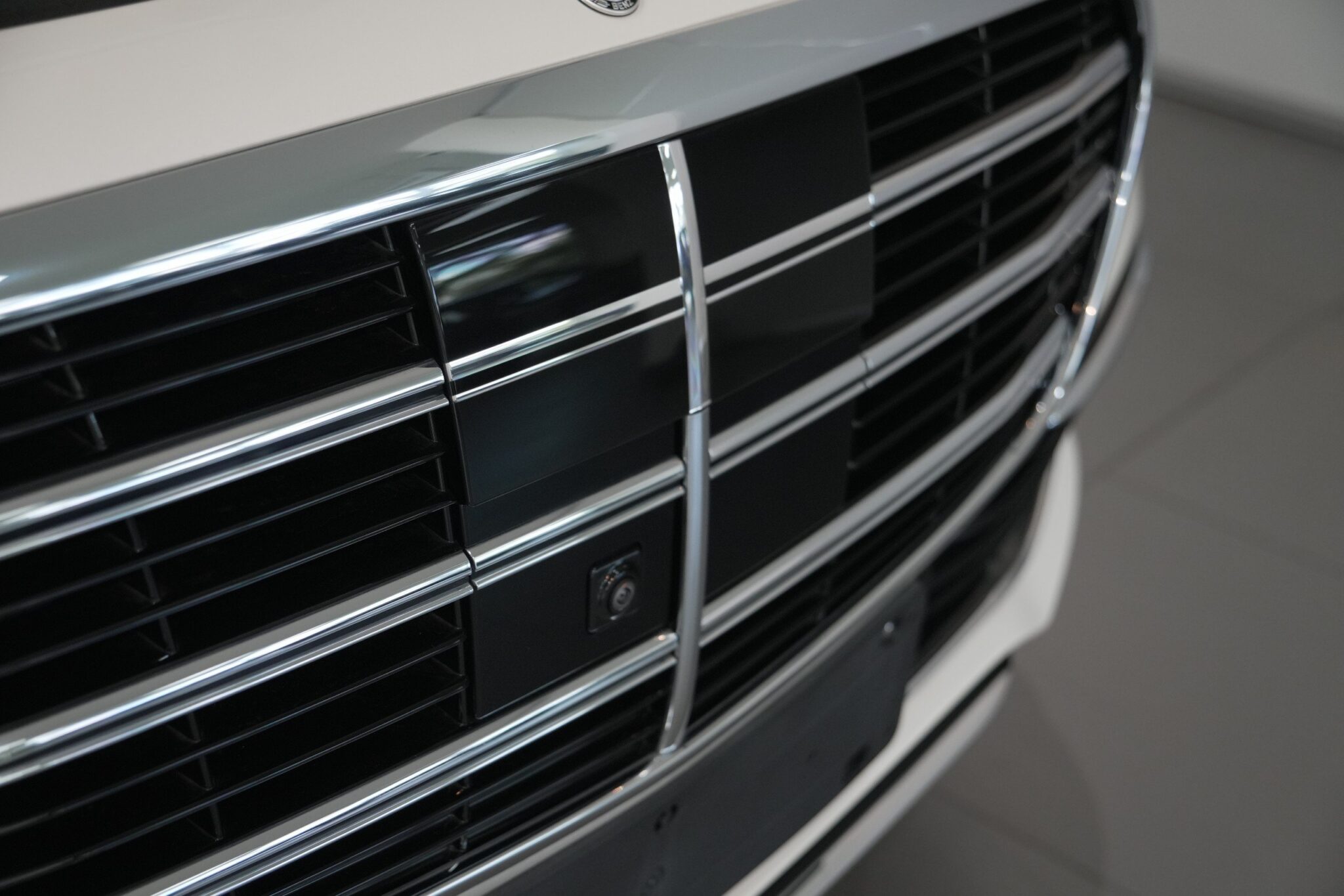 Mercedes-Benz S450 4Matic 2025 - Giá Lăn Bánh Và Khuyến Mãi