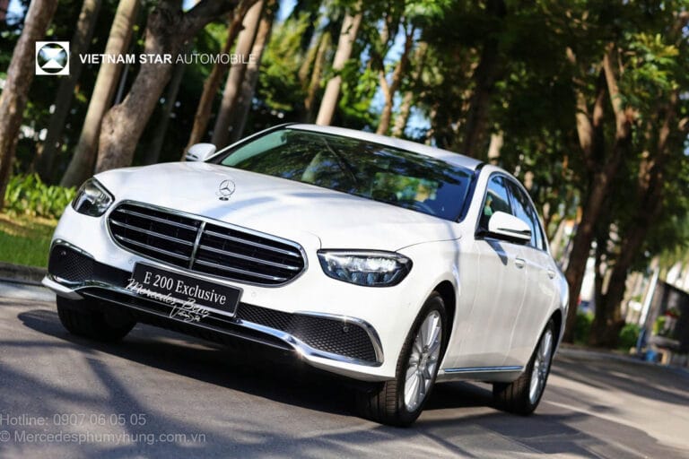 Mercedes-Benz E300 AMG 2025 - Bảng Giá Và Khuyến Mãi