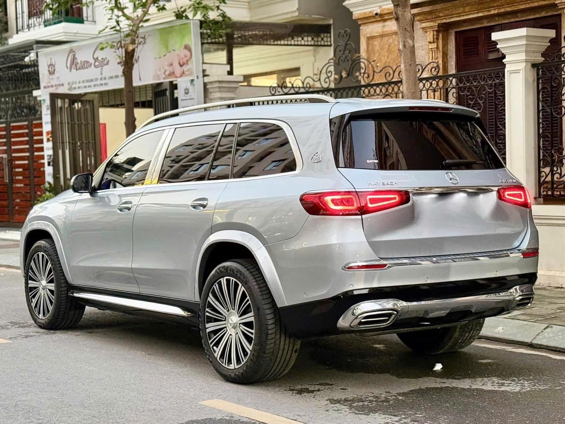 Mercedes-Maybach GLS 480 4Matic Màu Bạc | Giá Xe Và Ưu Đãi