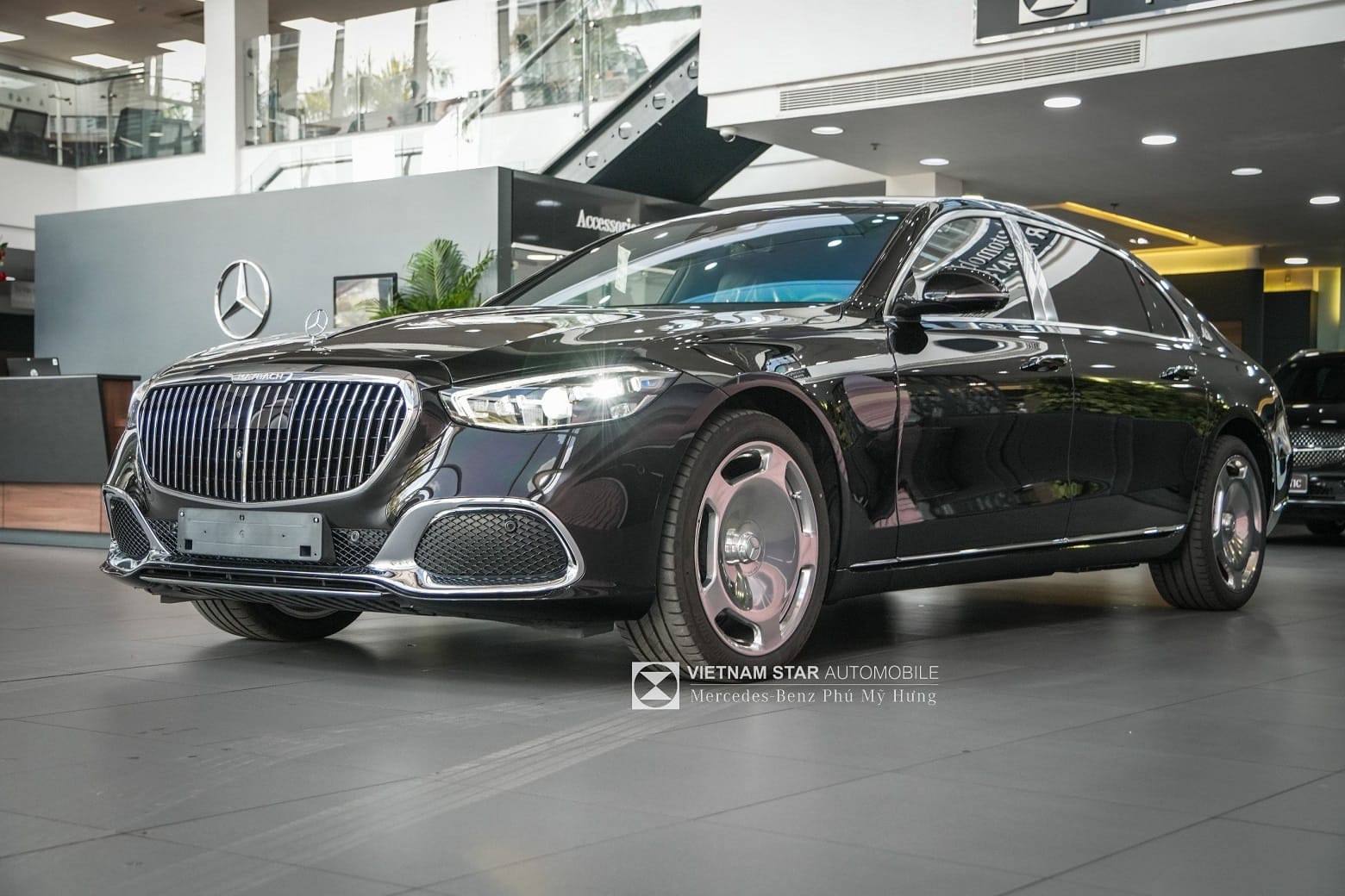 Maybach S450 4Matic Tại Mercedes Quận 7 | Giá Xe 8,199 Tỷ