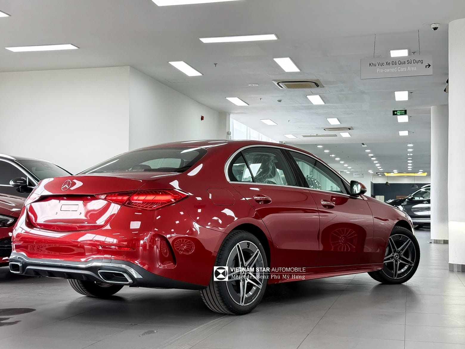 Mercedes C300 Quận 7 : Thể Thao Trong Từng Chuyển Động