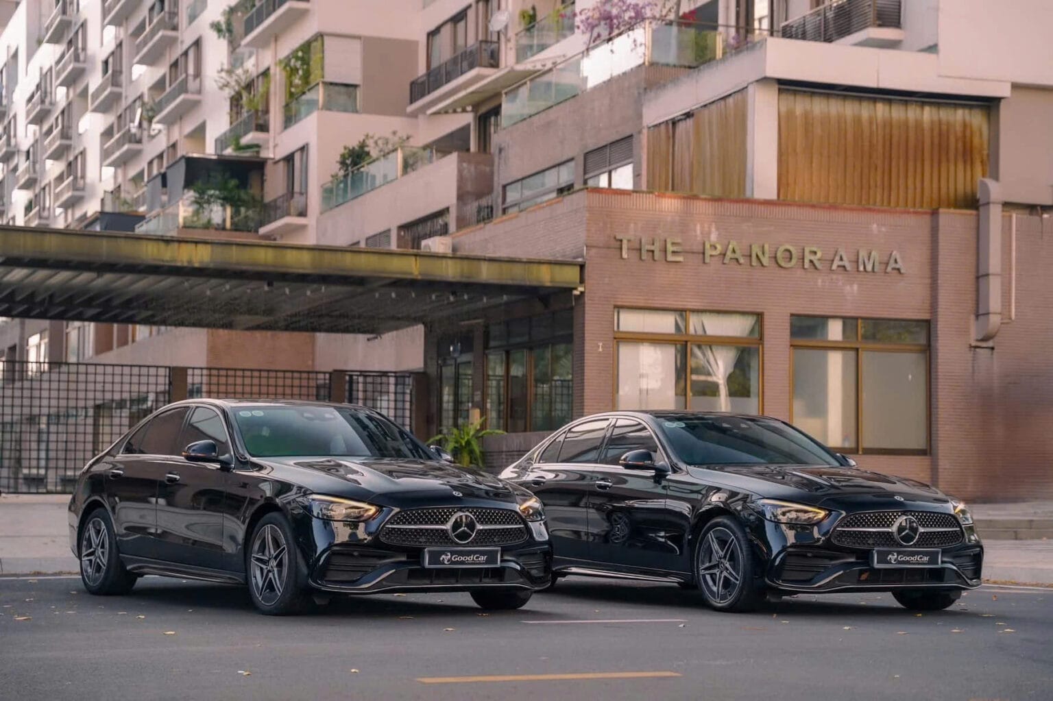 Mercedes-Benz C300 AMG 2025 - Giá Xe Lăn Bánh Và Khuyến Mãi