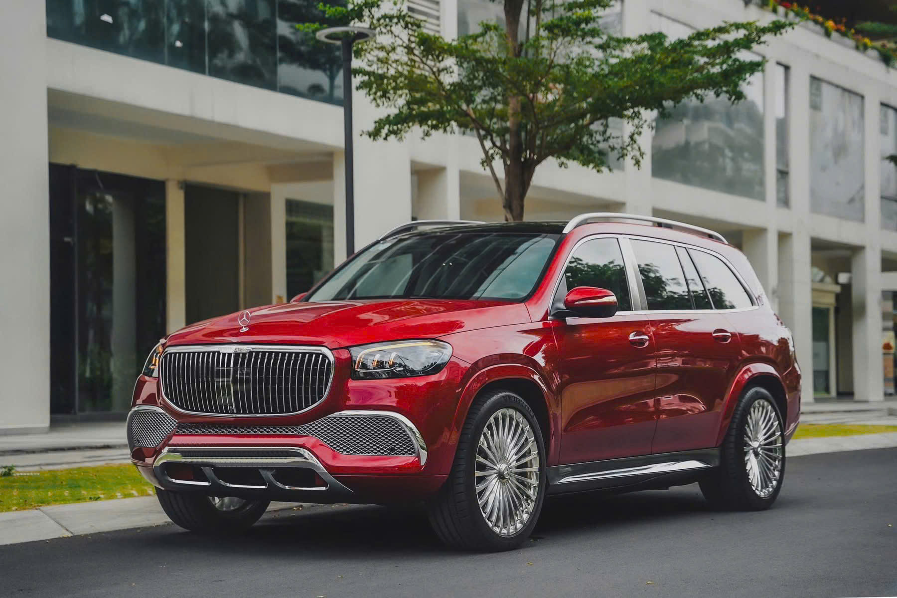 Mercedes-Maybach S680 4Matic: Bảng Giá Và Thông Tin 2025