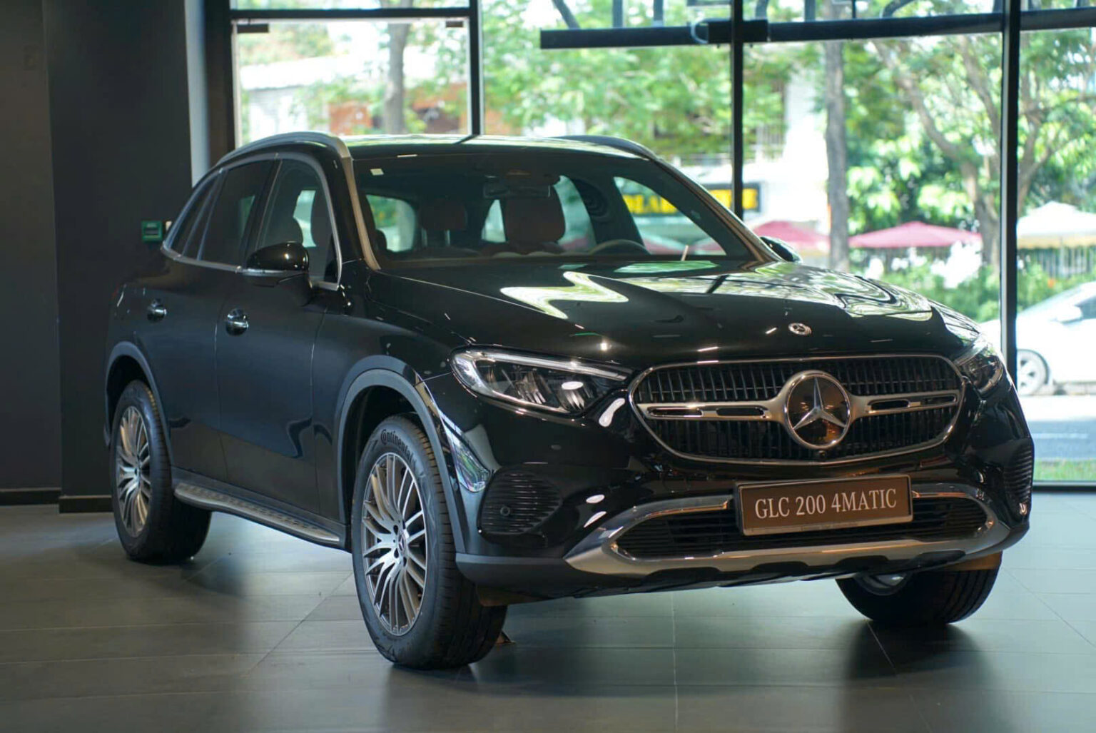 Mercedes-Benz GLC 200 4Matic 2025 - Bảng Giá Và Khuyến Mãi
